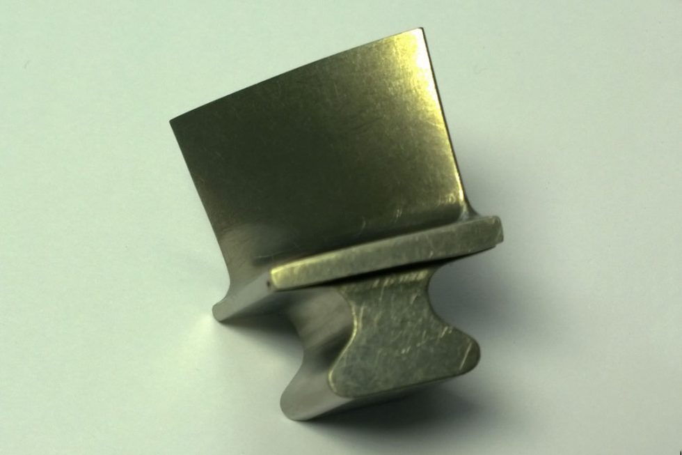 Engine Blades and Vanes - ElevAero